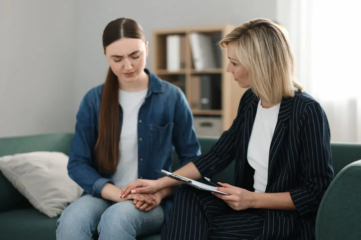 Trauma-Informed Care: Community Support Workers' Guide